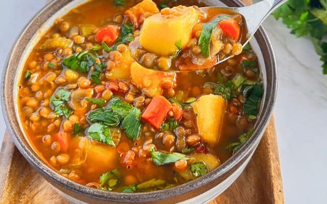 Easy Soothing Ginger Lemon Honey Tea Recipe - Thrive With Janie