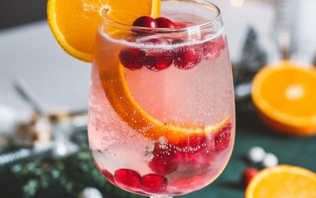 10 Refreshing Easy Winter Mocktails To Savor This Season - Thrive With ...